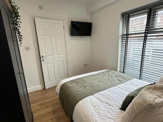 House share to rent