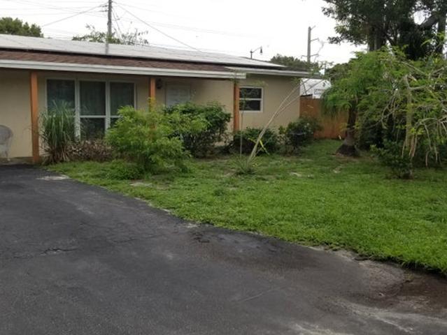 House Share w/ Private Room in Pompano Beach