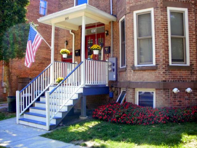 House Share for 1 single professional