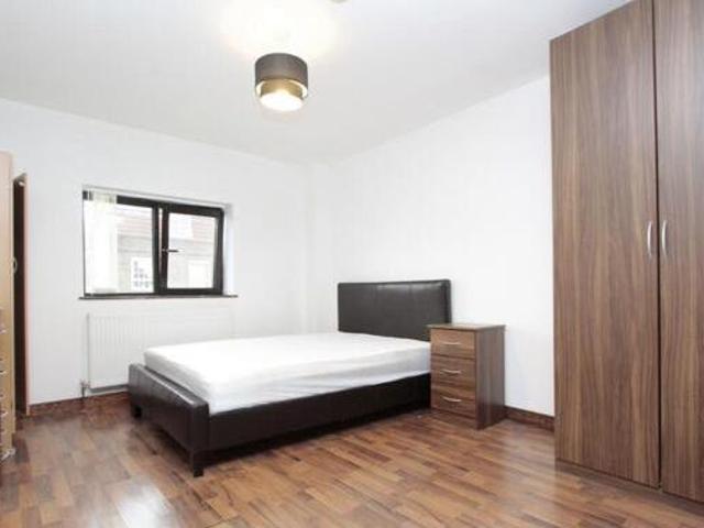 House Share For Rent In 4 Westferry Road, Canary Wharf
