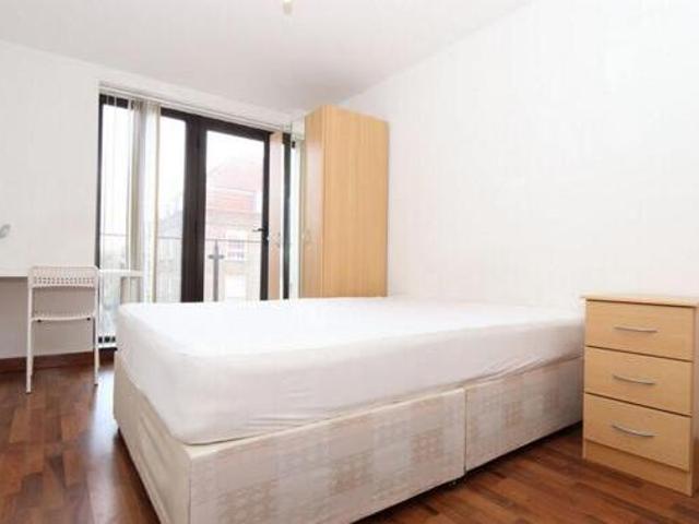 House Share For Rent In 4 Westferry Road, Canary Wharf
