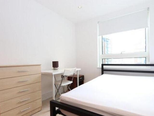 House Share For Rent In 6 Lincoln Plaza, Canary Wharf