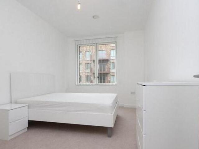 House Share For Rent In 9 Frobisher Yard, London City Airport,gallions Reach