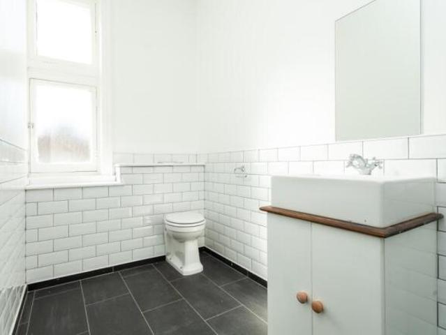 House share for rent in The Boleyn Tavern, Green Street, Upton Park, E13