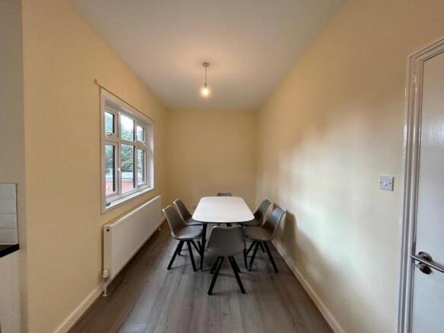 House share for rent in Woodberry Grove, Finsbury Park N4