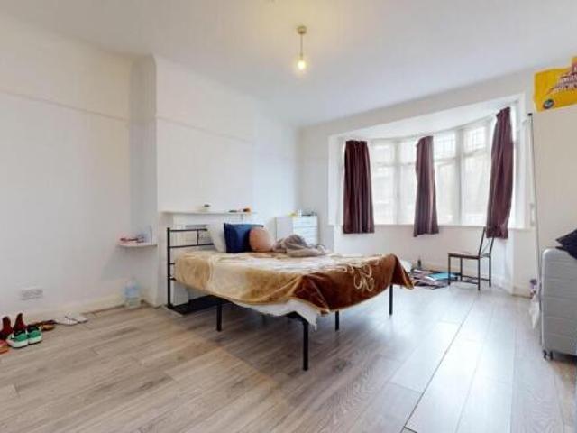 House share for rent in Woodberry Grove, Finsbury Park, N4