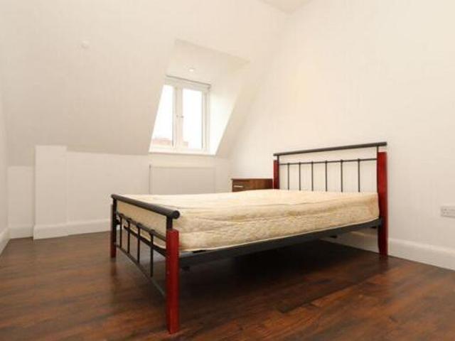 House Share For Rent In Bounds Green