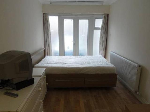 House share for rent in Bridgeford Court Oldbrook Milton Keynes MK6