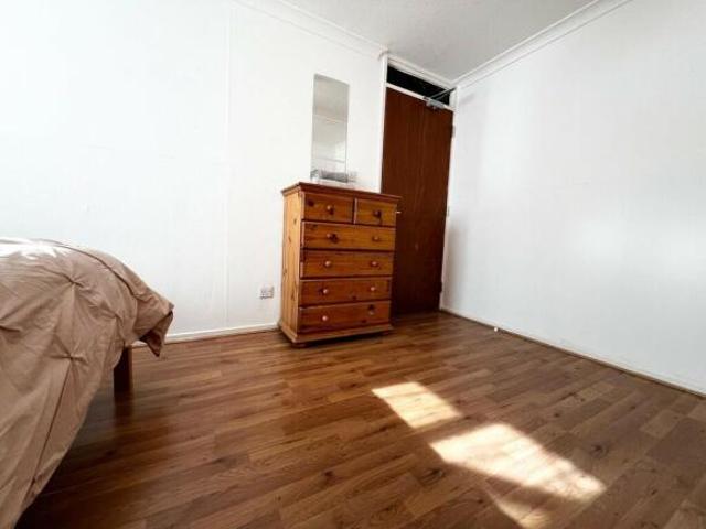 House share for rent in Corporation Street, N7