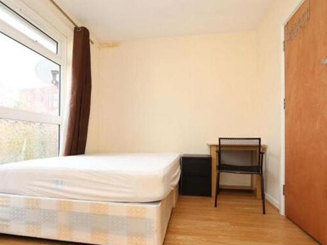 House Share For Rent In Crossharbour,south Quay