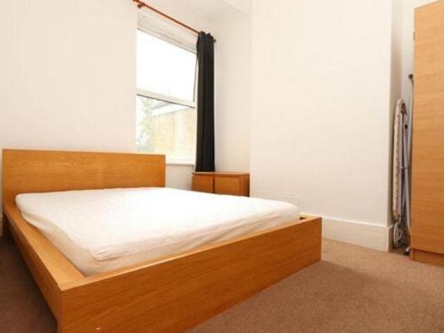 House Share For Rent In Crossharbour,south Quay