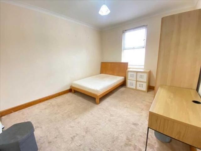 House share for rent in Eccleston Road, West Ealing, W13