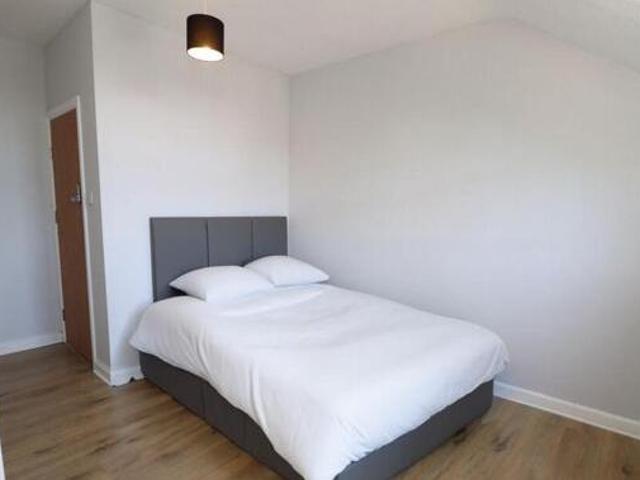 House Share For Rent In East Acton