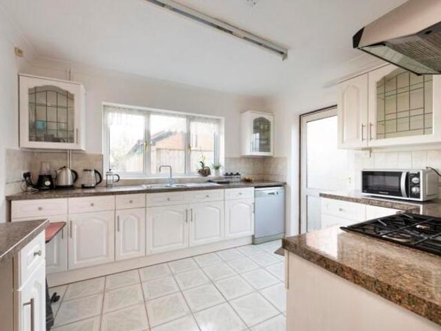 House share for rent in Horningsea Road, Fen Ditton, Cambridgeshire, CB5