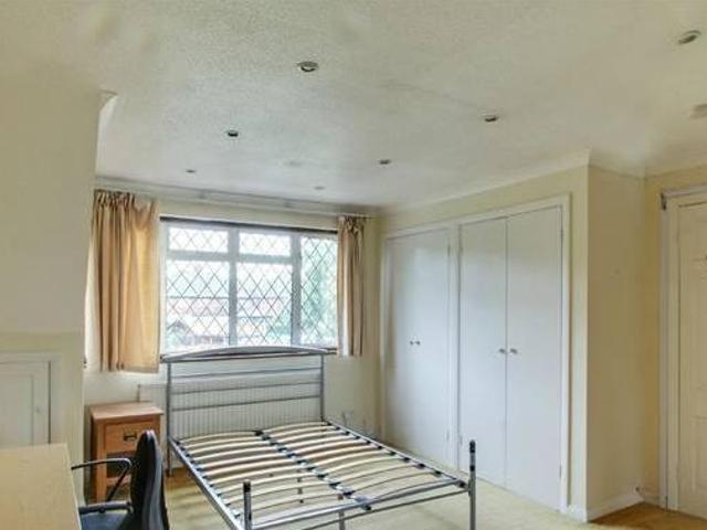House share for rent in Imperial Road Windsor Berkshire SL4