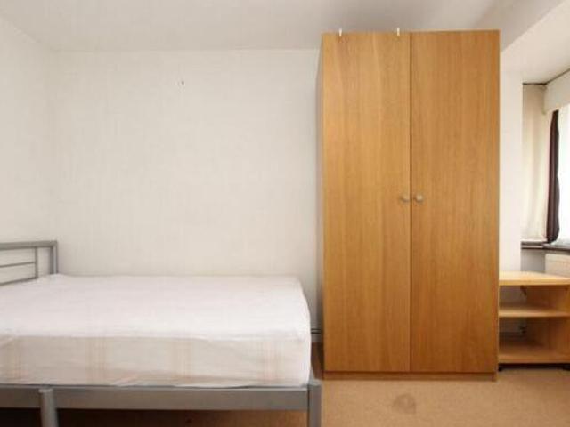 House Share For Rent In Island Gardens