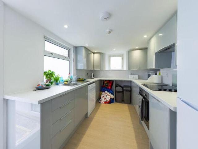House share for rent in Nelson Street, Greenbank, PL4