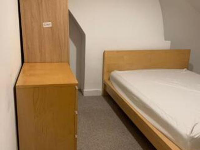 House share for rent in Ninian Park Road, Cardiff, CF11