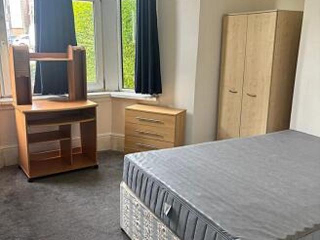 House share for rent in Richmond Road, Roath, Cardiff, CF24