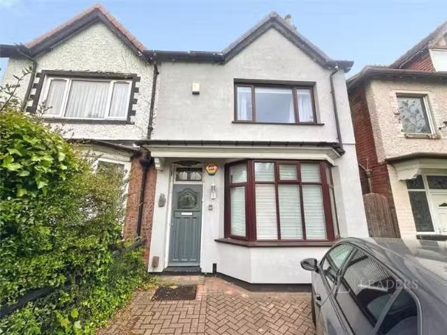 House share for rent in School Road, Hall Green, Birmingham, B28