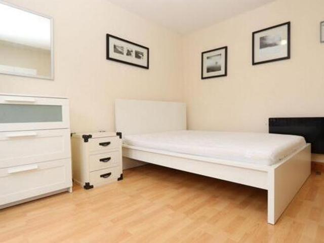 House Share For Rent In South Quay