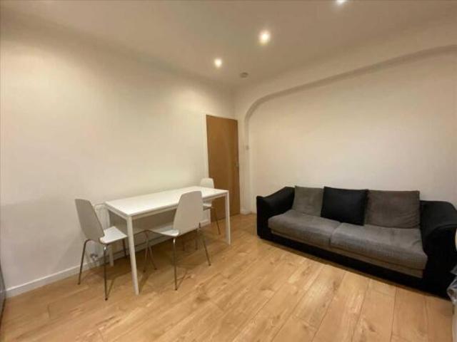 House share for rent in St Andrews Road, Acton, W3