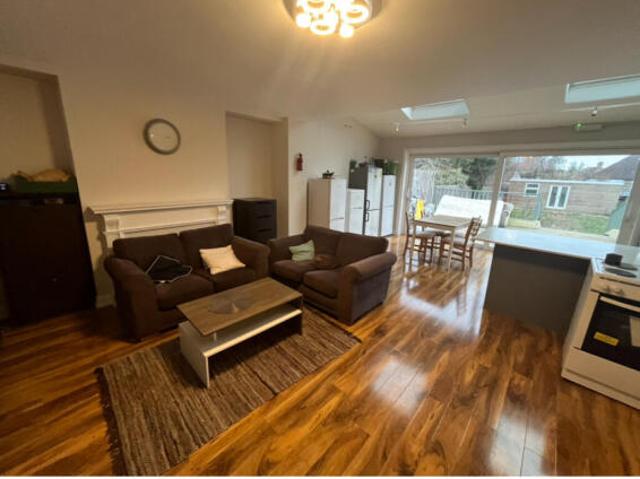 House share for rent in SW16 3LB, SW16