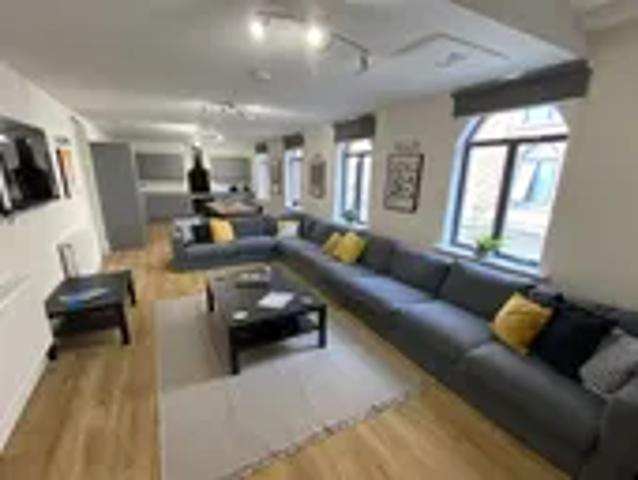 house share in Attenborough House, Beeston, NG9 2PA