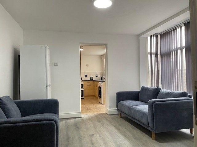 House Share Stanley Place, Preston, Lancashire PR1, 5 bed terraced house to rent, £550 pcm | PrimeLocation