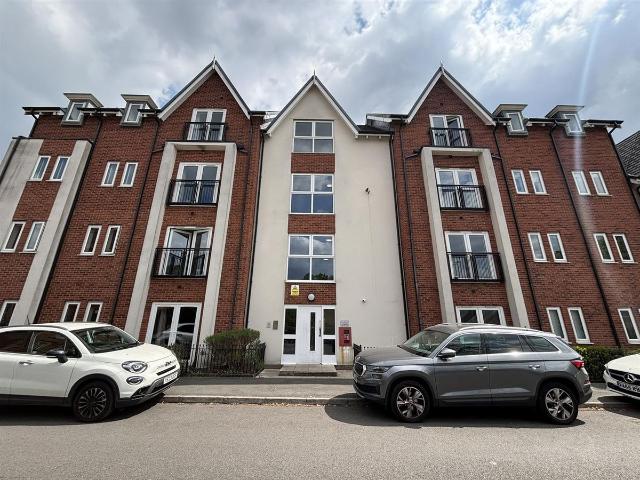 Houseman Crescent, West Didsbury, Manchester M20, 2 bed flat to rent, £1,450 pcm | PrimeLocation
