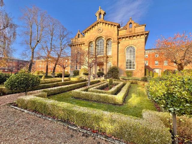 Houseman Crescent, Manchester M20, 2 bed flat to rent, £1,450 pcm | PrimeLocation