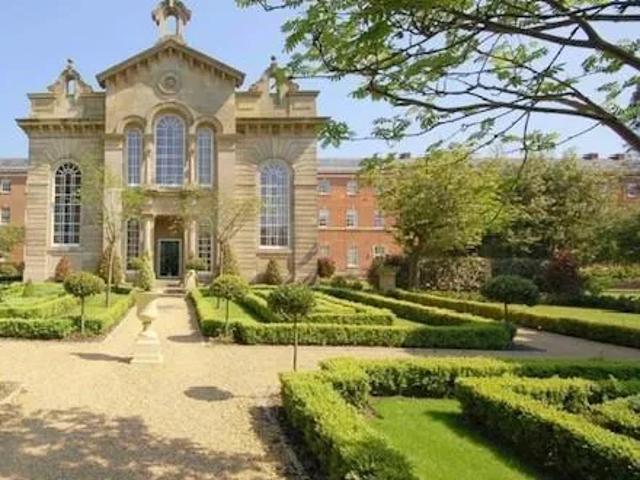 Houseman Crescent, Manchester, M20 2JD, United Kingdom | 2 bed duplex for rent #138850995 | Rentberry