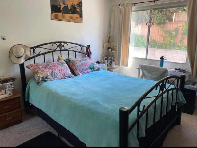 Housemate Search Ladera Heights Area