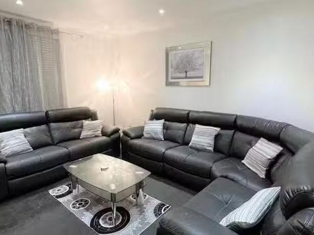Househillwood Road