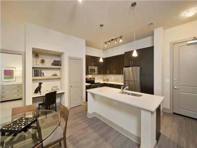 Houston 2bd/2bth 1,299sqft Apartment for rent