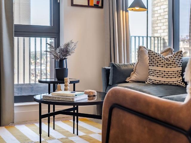 Hove Central, 11 Boulevard Place Hove BN3, 2 bed flat to rent, £2,105 pcm | PrimeLocation