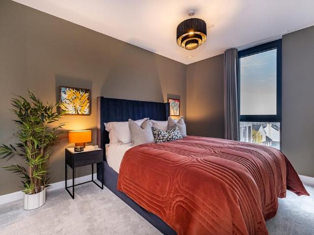Hove Central, 11 Boulevard Place. 1 bed apartment to rent £1,640 pcm £378 pw