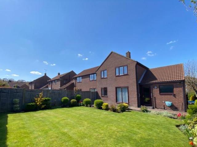 Hovingham Drive, Scarborough, 3 Bedroom Semi detached