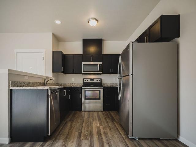Howard Commons 3 Bedroom Apartment for Rent at 3240 Harold Dr Ne, Salem, OR 97305 North Lancaster