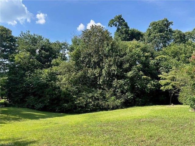 Howard Ave, Asheboro, NC 27205