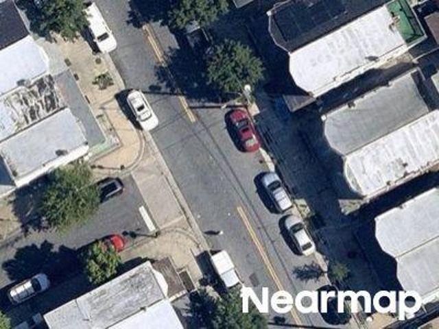 Howard Ave