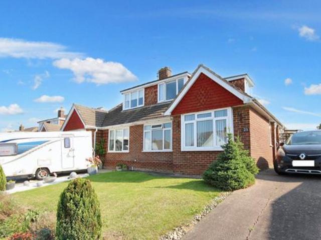 Howard Drive, Allington, 2 Bedroom Semi detached