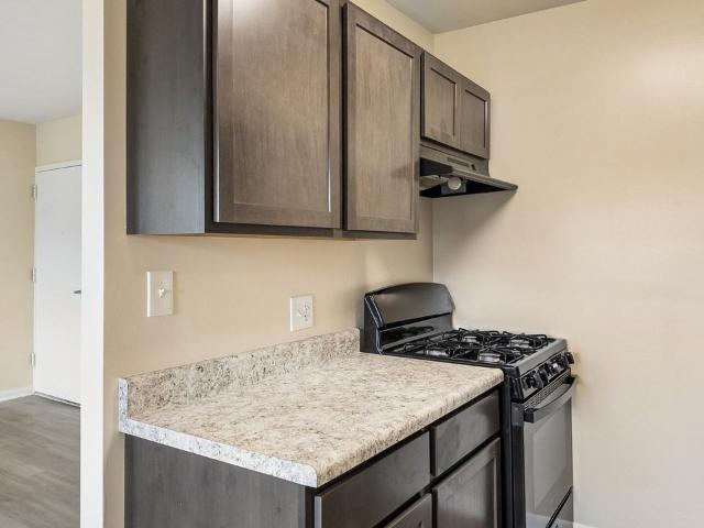 Howard Hill 1 Bedroom Apartment for Rent at 1341 Howard Rd Se, Washington, DC 20020 Anacostia