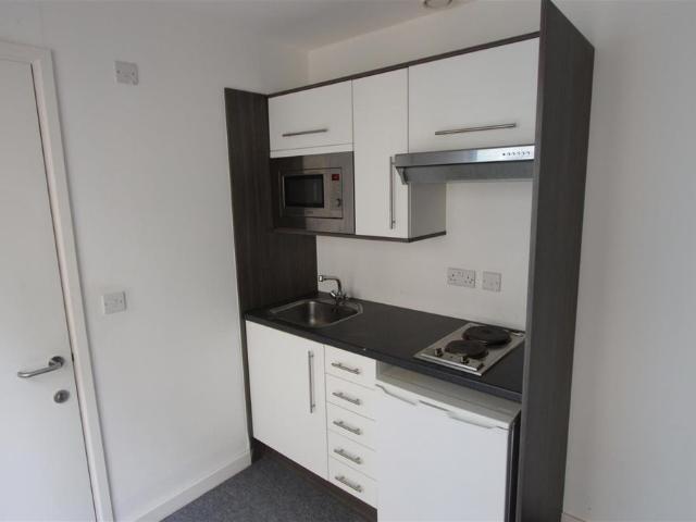 Howard Lane, Sheffield S1, Studio to rent, £650 pcm | PrimeLocation