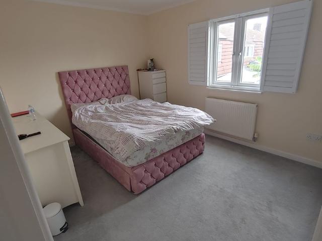 Howard Road, Barking IG11, Room to rent, £950 pcm | PrimeLocation