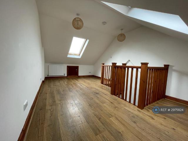 Howard Road, Leicester, LE2 3 bed terraced house to rent £1,125 pcm £260 pw