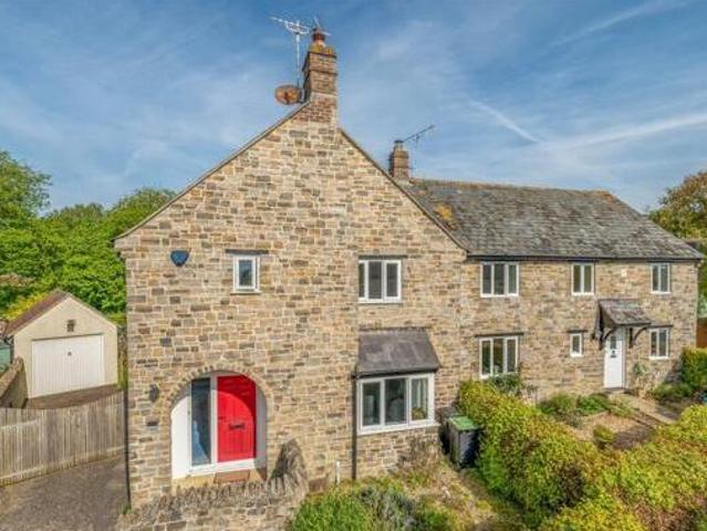 Howarth Close, Burton Bradstock, 3 Bedroom Semi detached