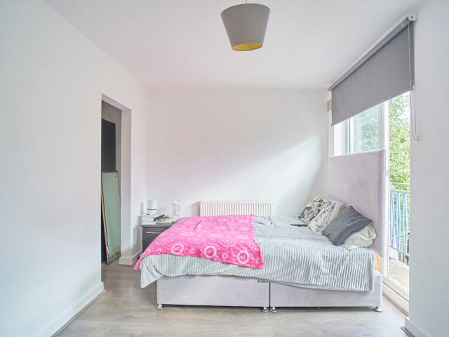 Howcroft House – Room 3