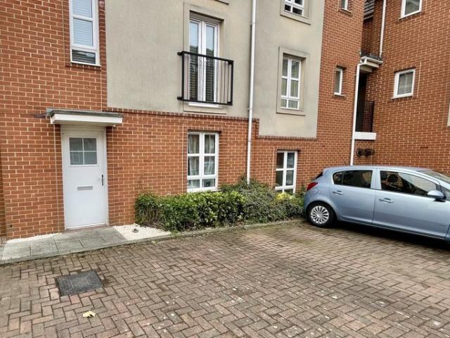 Howe Court, Lincoln LN2, 1 bed flat to rent, £850 pcm | PrimeLocation