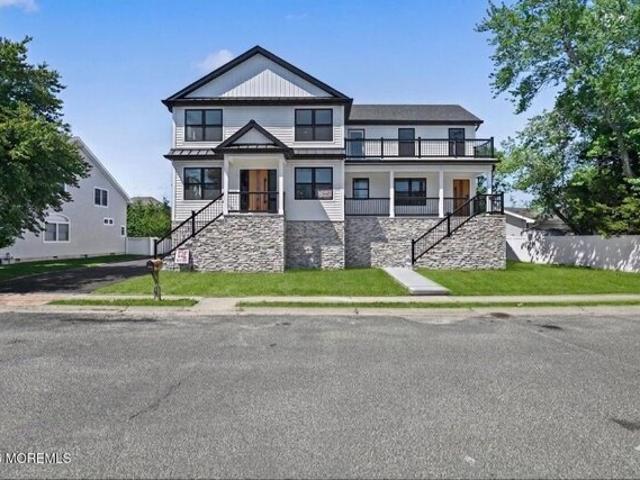 Howe St, Point Pleasant, Home For Sale